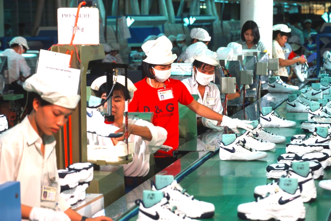 疫情重創Nike越南廠，下修2022年銷售展望，台廠復工拼生產