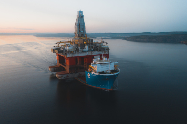 台船舉辦65,000載重噸 潛舉式甲板重貨載運輪「GPO EMERALD」交船典禮