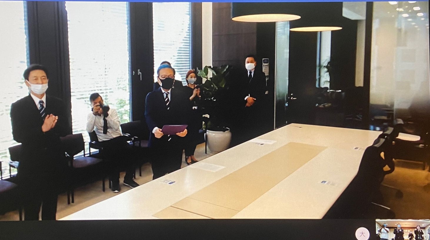 南應大推漫國際化 頒發AXN JAPAN滝山正夫社長榮譽教授