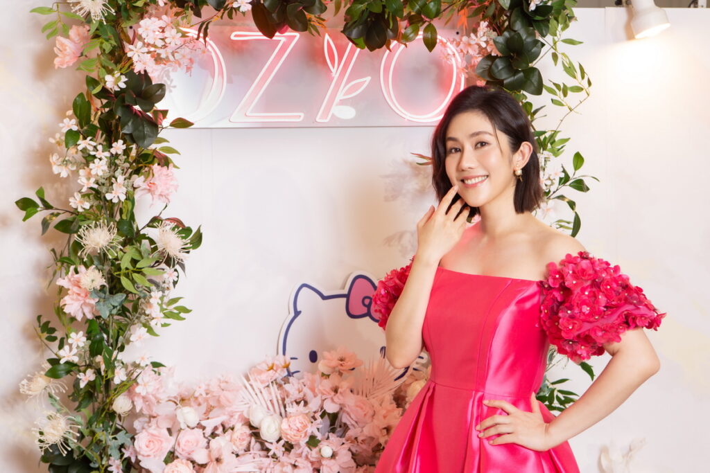 OZIO X Hello Kitty 攜手推出春日聯名限定款 代言人王宇婕化身一日店長，展現歐姬兒凍齡奇蹟