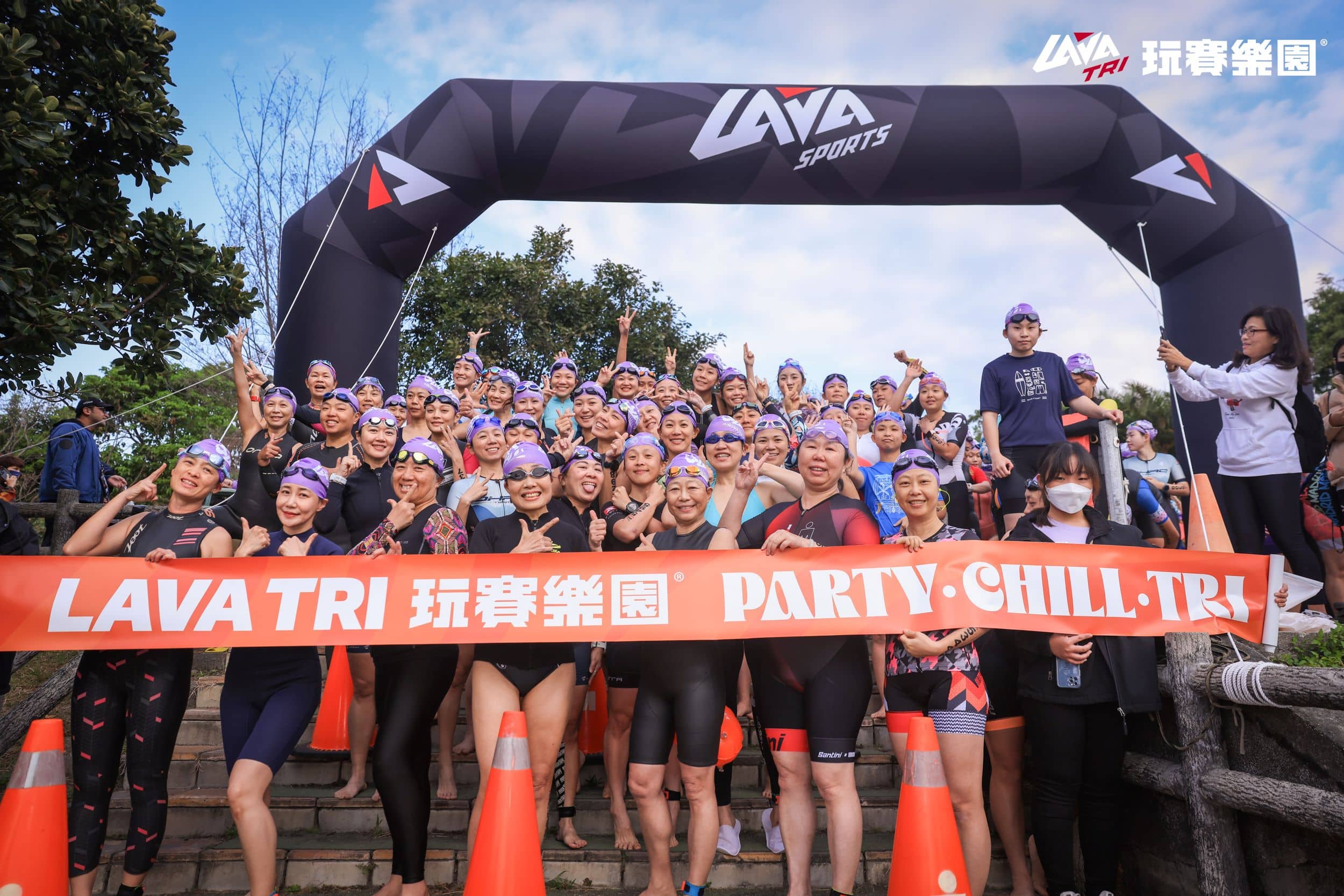 史上最VanLife的鐵人三項賽《LAVA TRI 玩賽樂園》攜手福斯商旅 顛覆想像 嗨翻台東