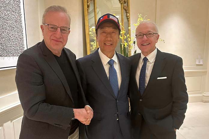 侯友宜毫無畏懼 挺侯陣線群起