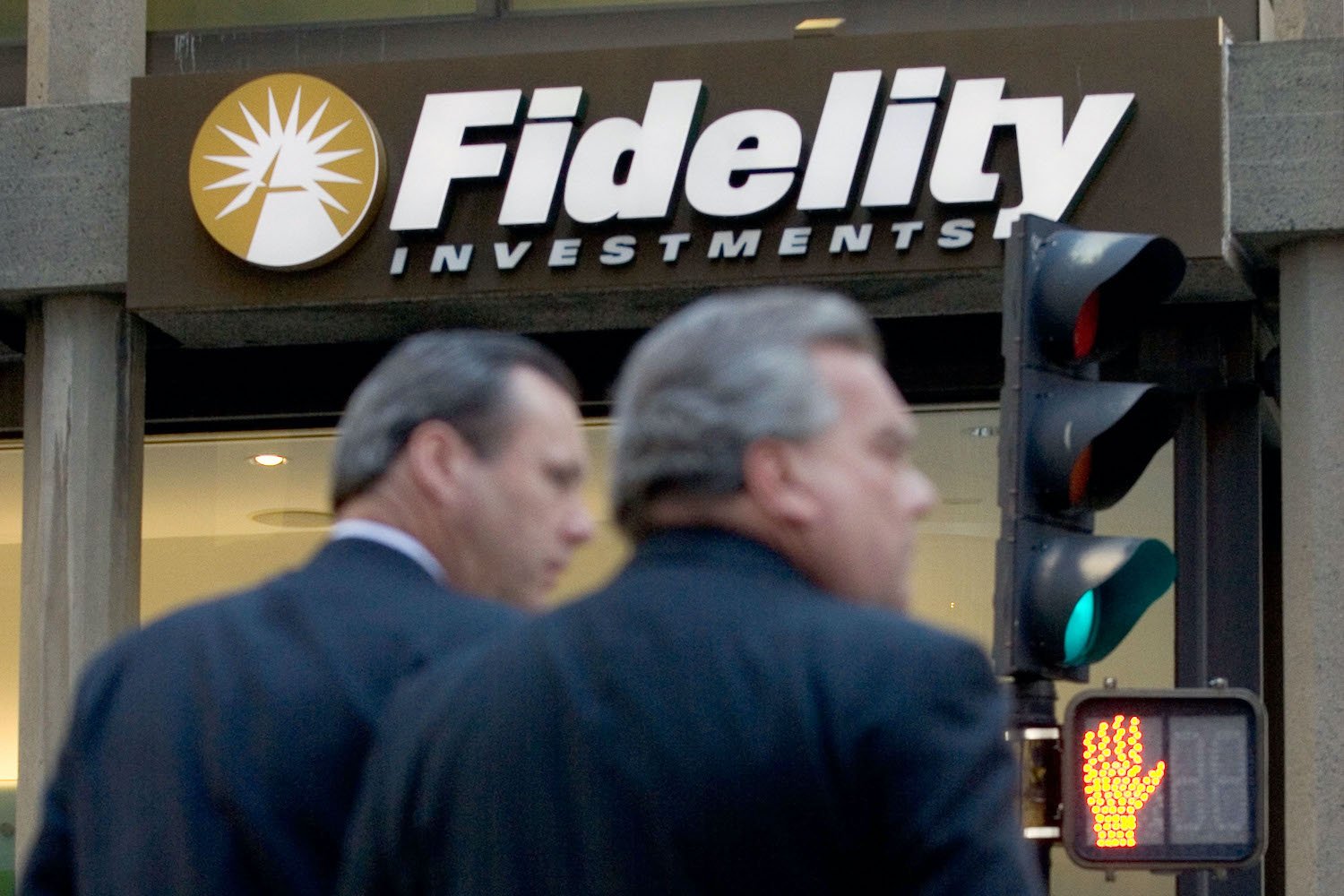 MICA Daily | Fidelity 將申請比特幣現貨 ETF