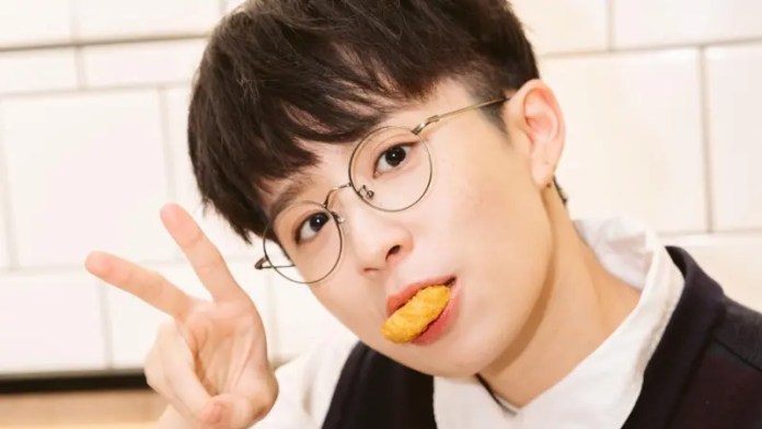 YouTuber HOOK遭指責解雇工作室成員 兩方爆料解釋原因