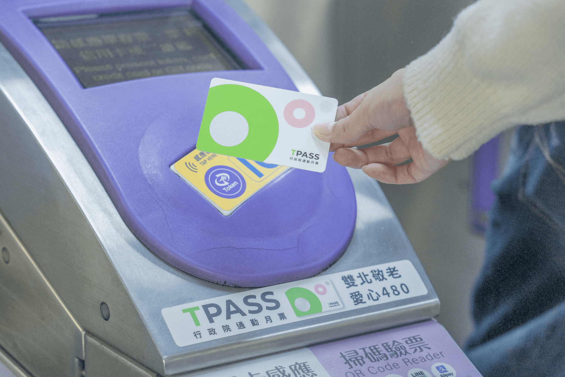 機場捷運月票助力 桃園市運量破10萬人次 桃捷公司將視旅運需求評估增購列車