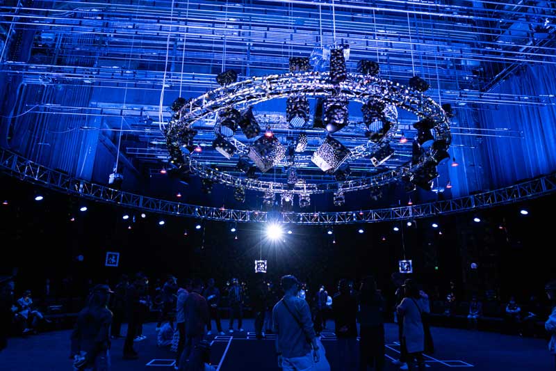 【TIFA 2024】兩廳院呈現坂本龍一永恆的獨奏現場！科技之鏡映照光影聲響還原大師風采