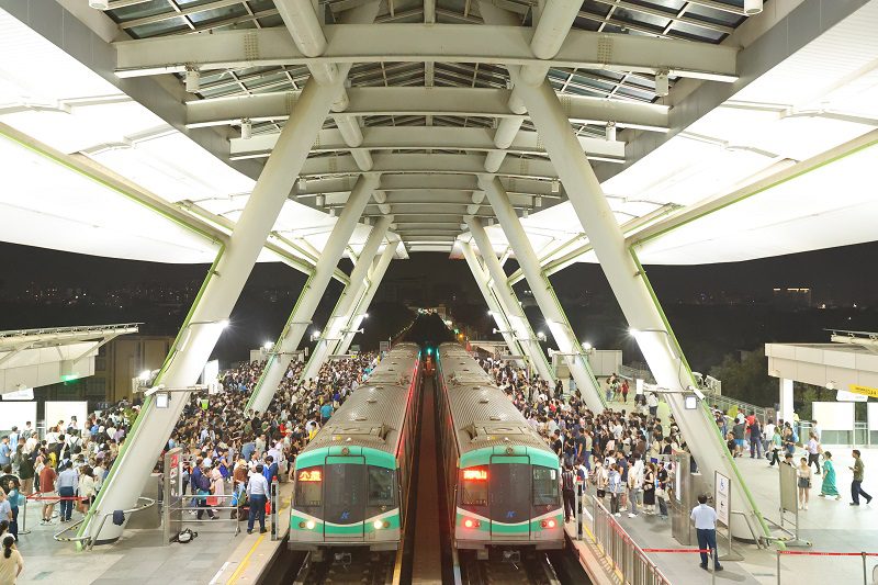 GOLDEN WAVE in TAIWAN 4/13韓團演唱會 高雄捷運加開列車疏運