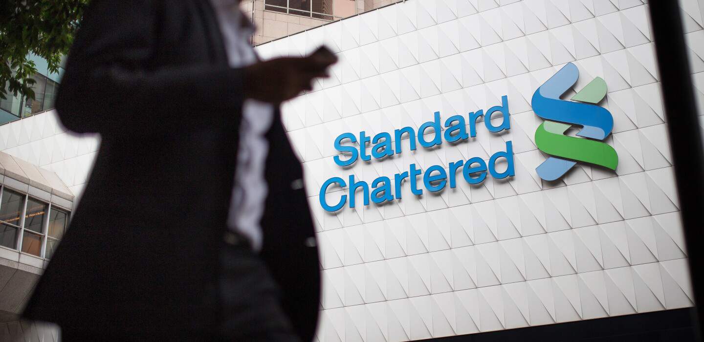 看好川普勝選、美財政問題利多幣價！渣打：比特幣年底目標價「15 萬美元」