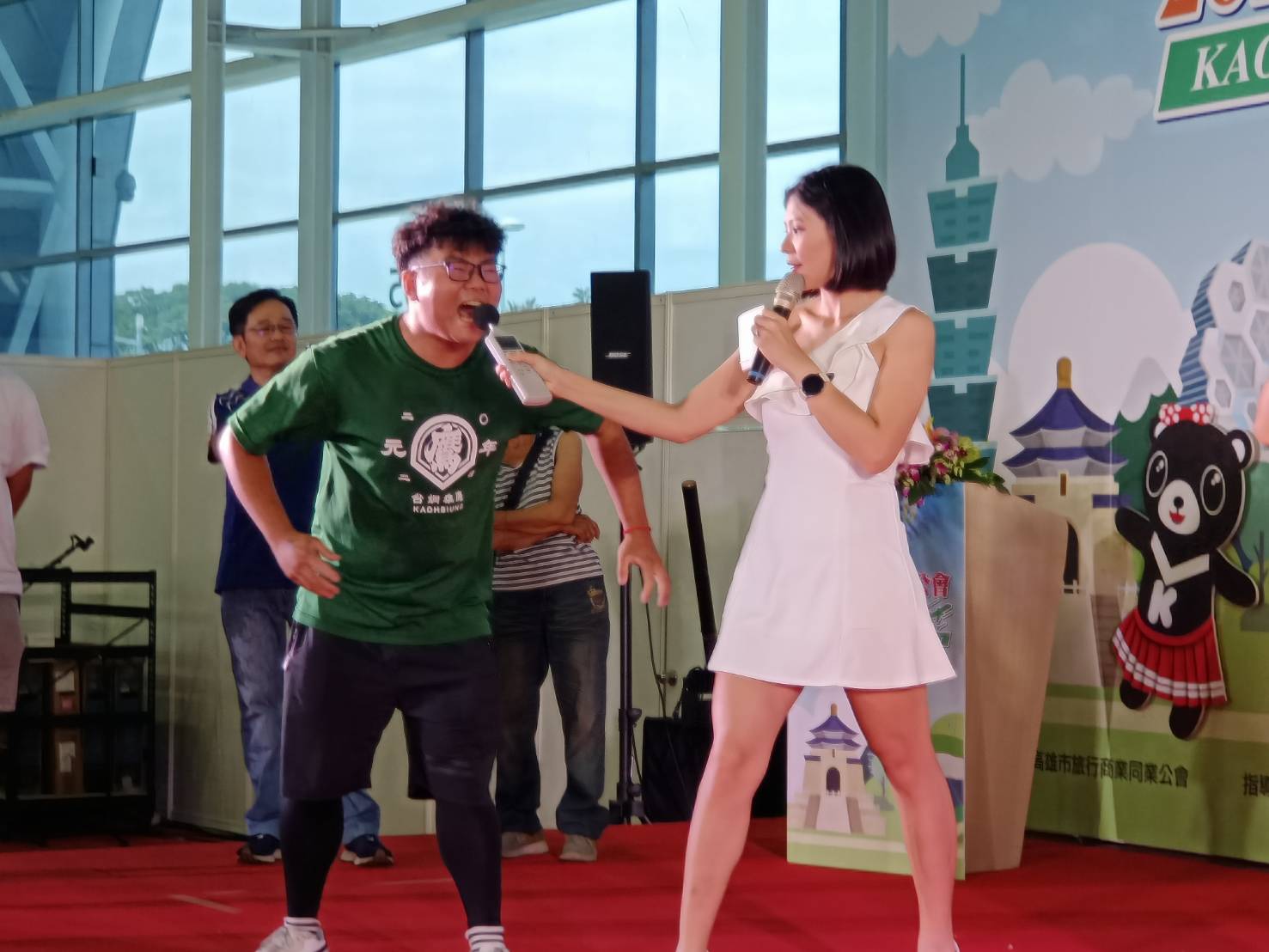 WINGSTARS啦啦隊應援高雄旅展 台鋼球迷大聲公比賽勝出抱走住宿券