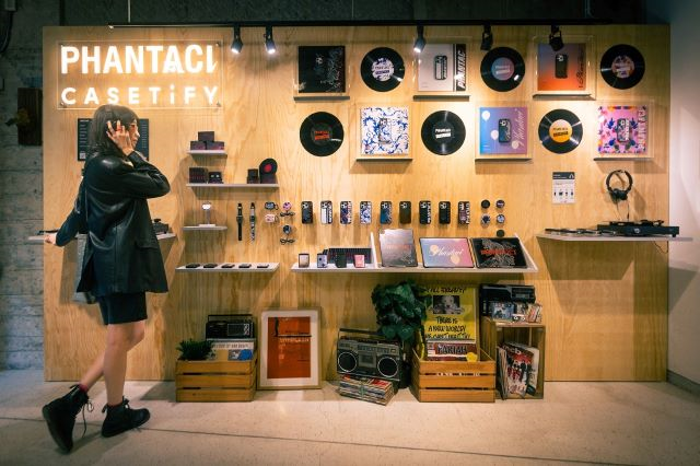 CASETiFY 攜手潮流品牌 PHANTACi 打造首個「范特西 I CASETiFY 唱片行」