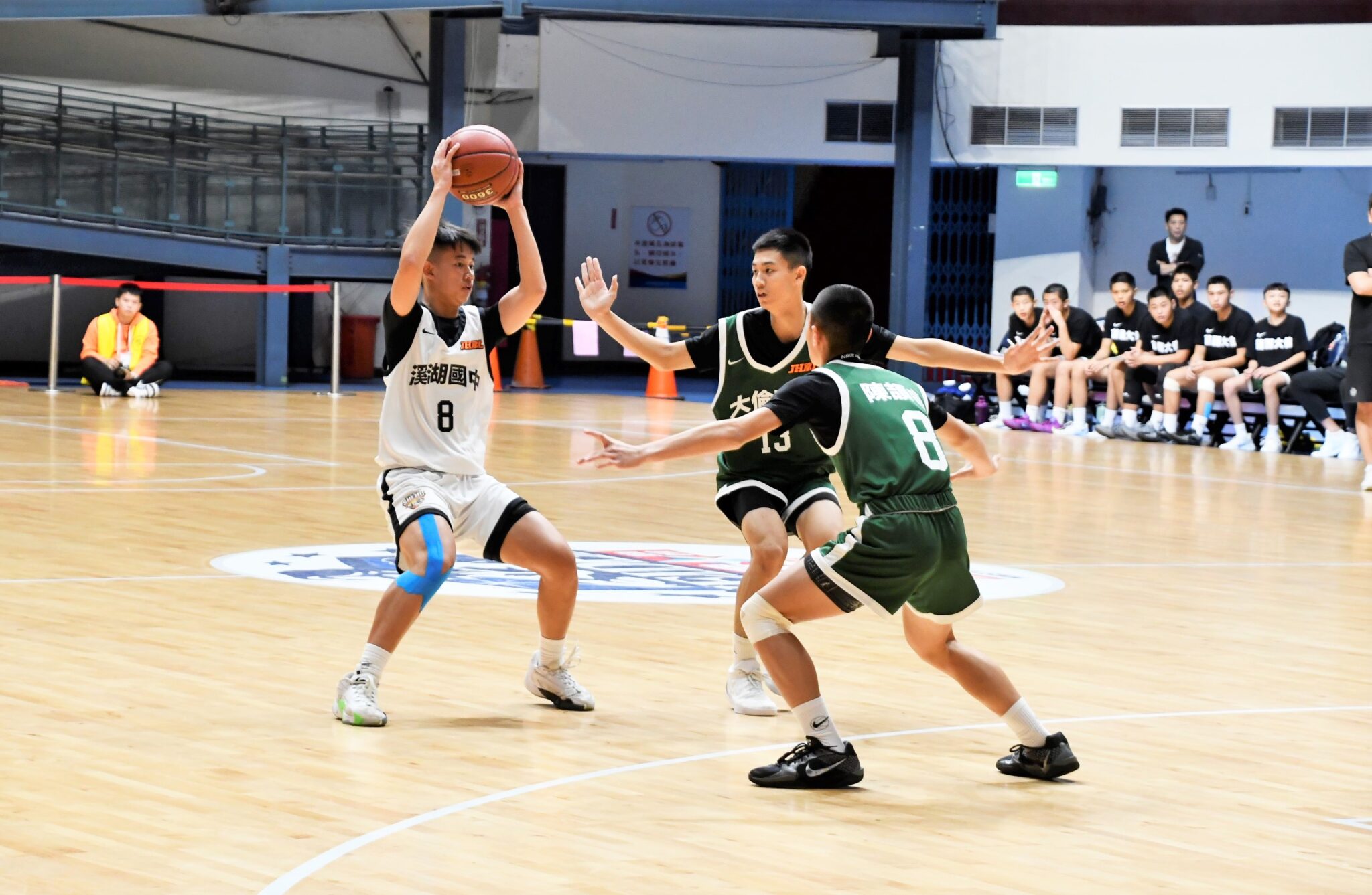 溪湖國中闖進JHBL 12強 王惠美縣長為選手打氣