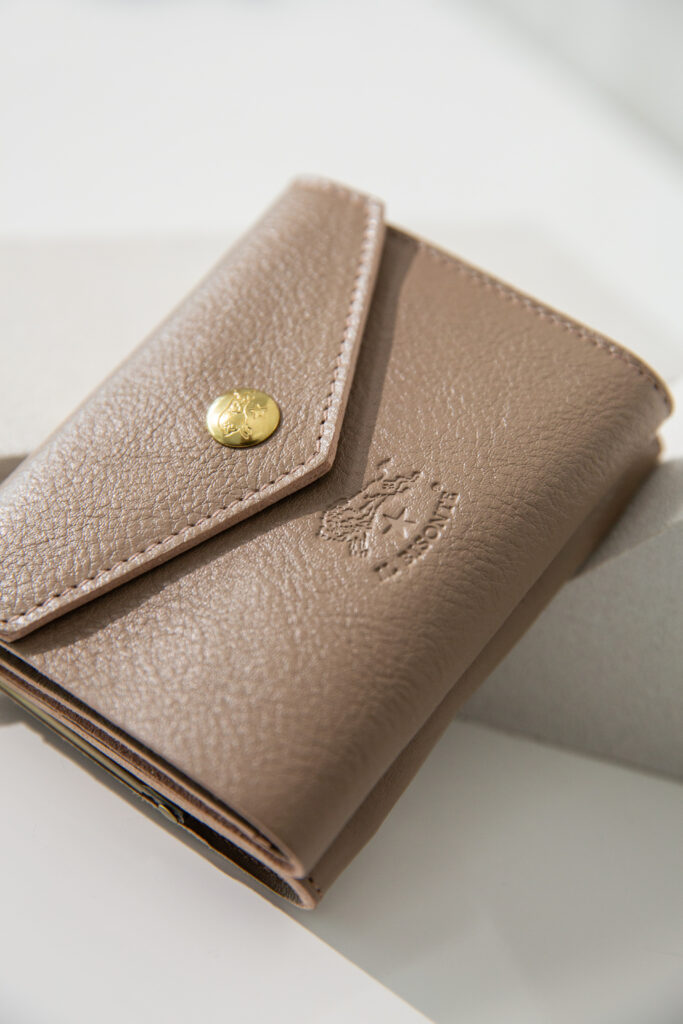 出國買更划算！紅透全日本的義大利皮革品牌IL BISONTE瞄準台灣遊客推台人限定優惠