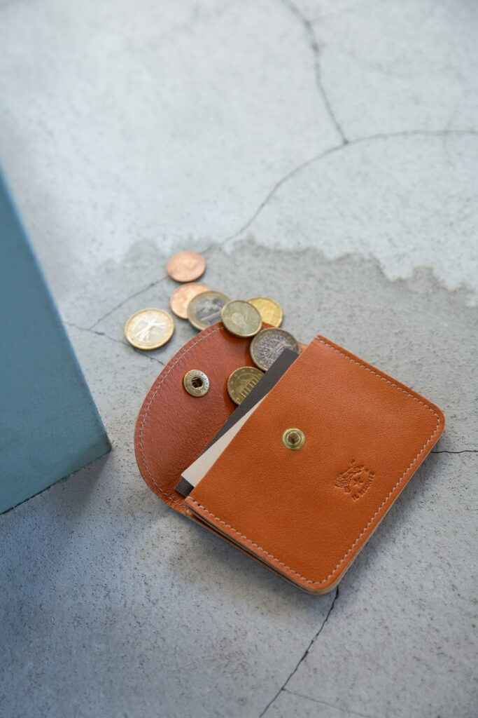 出國買更划算！紅透全日本的義大利皮革品牌IL BISONTE瞄準台灣遊客推台人限定優惠