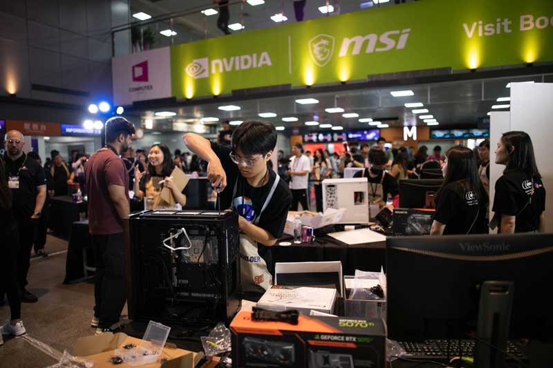 【COMPUTEX 2025】極限裝機競技！Newegg PC Builder挑戰賽 台灣素人對陣國際大神硬實力奪冠