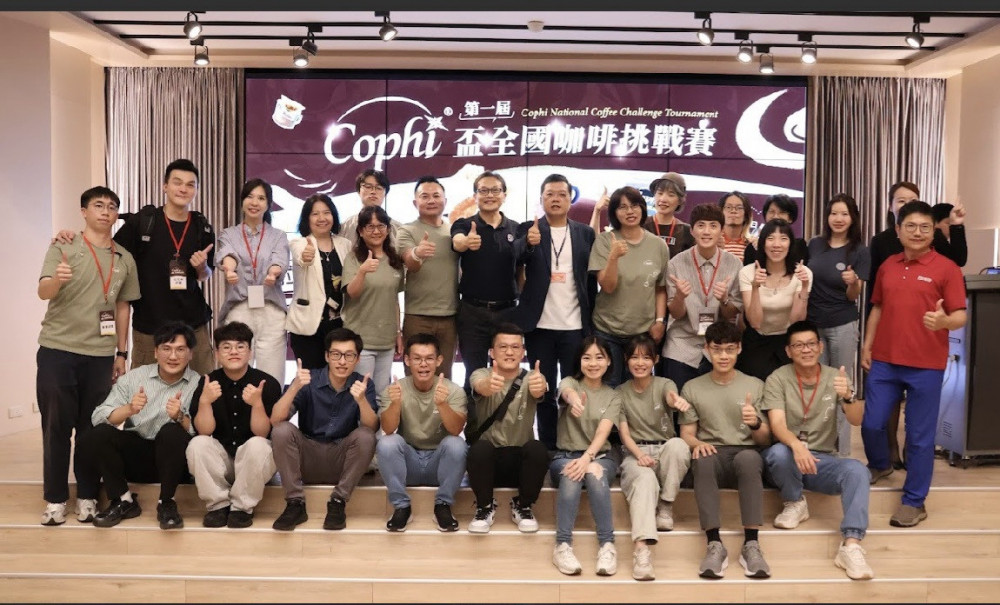 崑大餐飲系勇奪首屆Cophi盃全國咖啡挑戰賽拉花組冠季軍