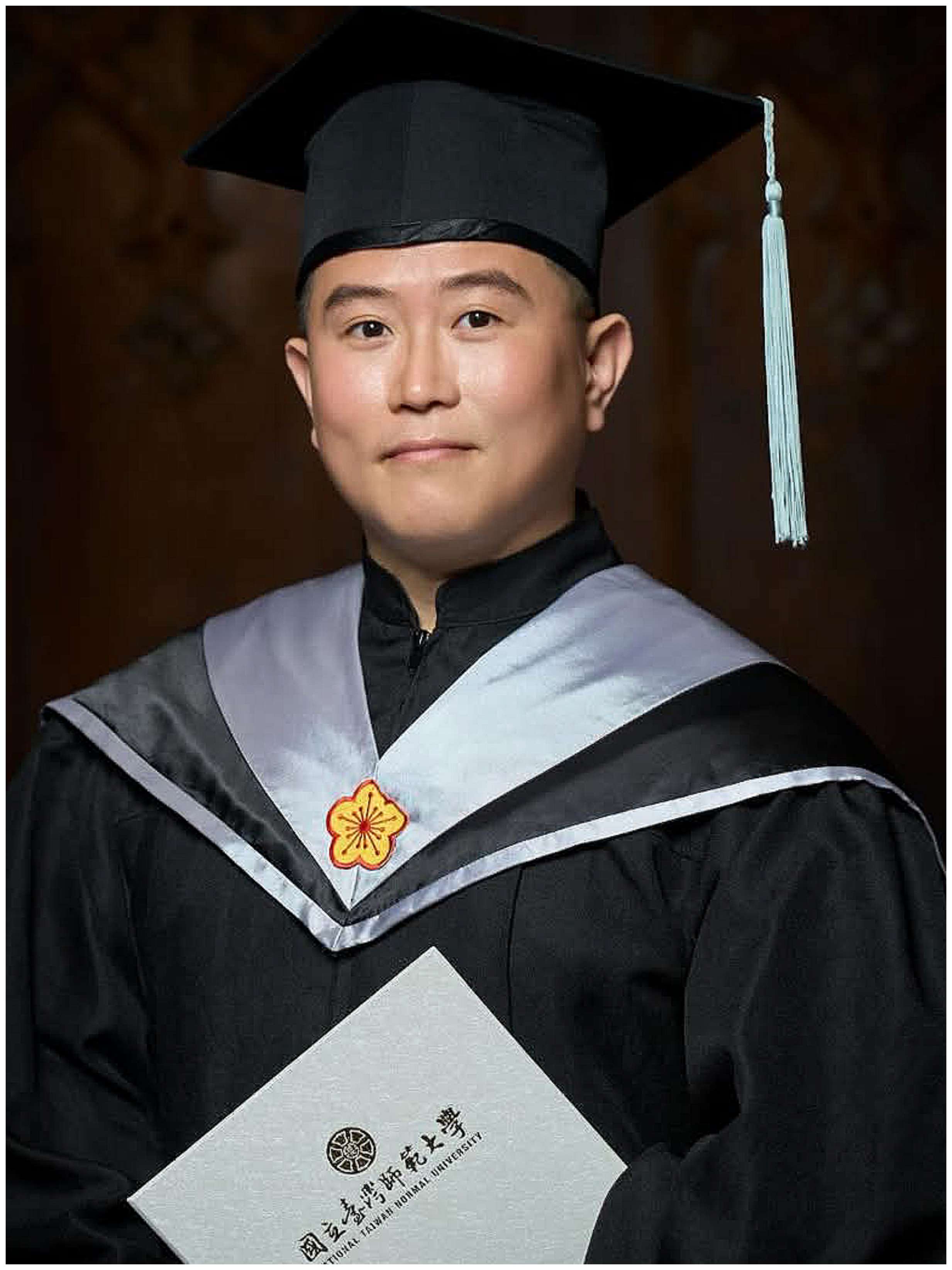 2025【台師大GF-EMBA 112級畢業典禮】 時尚領袖的未來啟航 畢業生陳世挺榮獲5大獎項「優秀研究生獎、菁英服務獎、卓越超群獎、特別貢獻獎及出類拔萃獎。」淬鍊初心 璀璨時刻