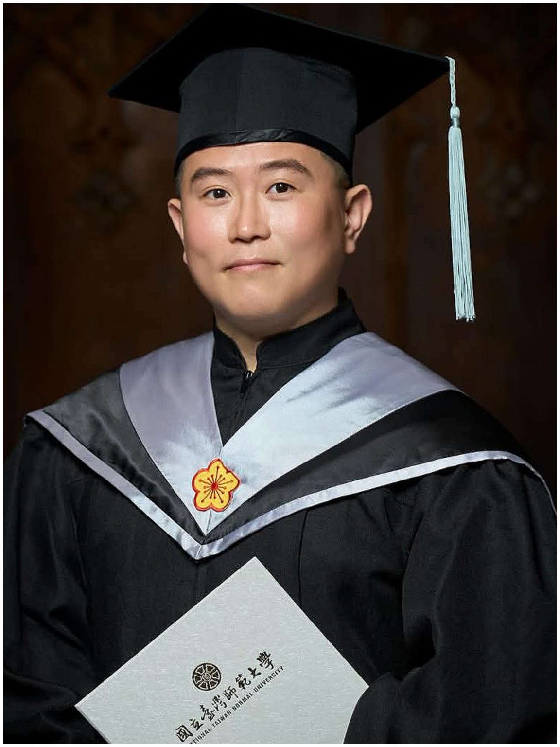 2025【台師大GF-EMBA 112級畢業典禮】 時尚領袖的未來啟航 畢業生陳世挺榮獲5大獎項「優秀研究生獎、菁英服務獎、卓越超群獎、特別貢獻獎及出類拔萃獎。」淬鍊初心 璀璨時刻