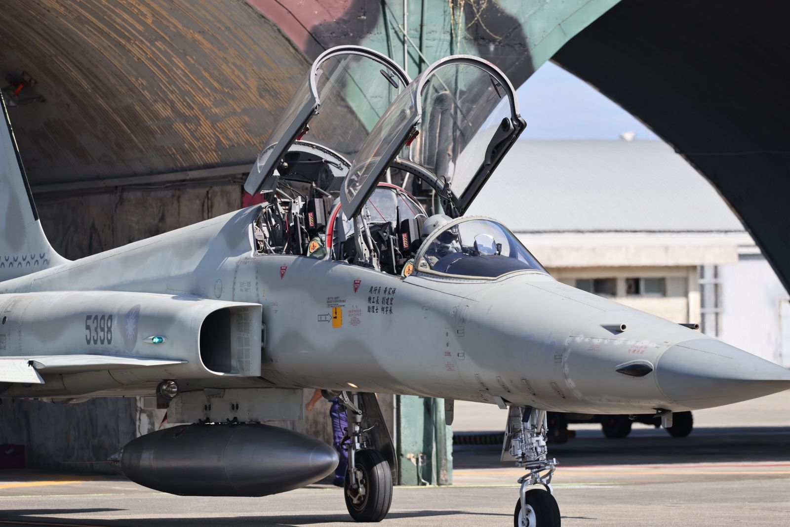 捍衛台海領空逾50年 F-5F／RF-5E型機除役前的最後巡禮