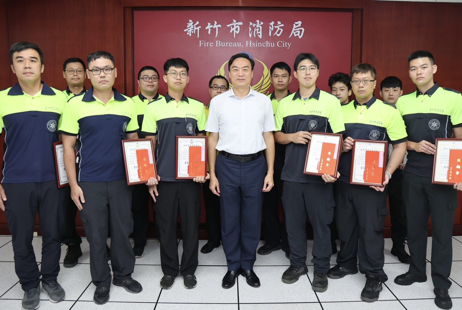 新竹市消防局攜手鳳凰志工 成功搶救OHCA