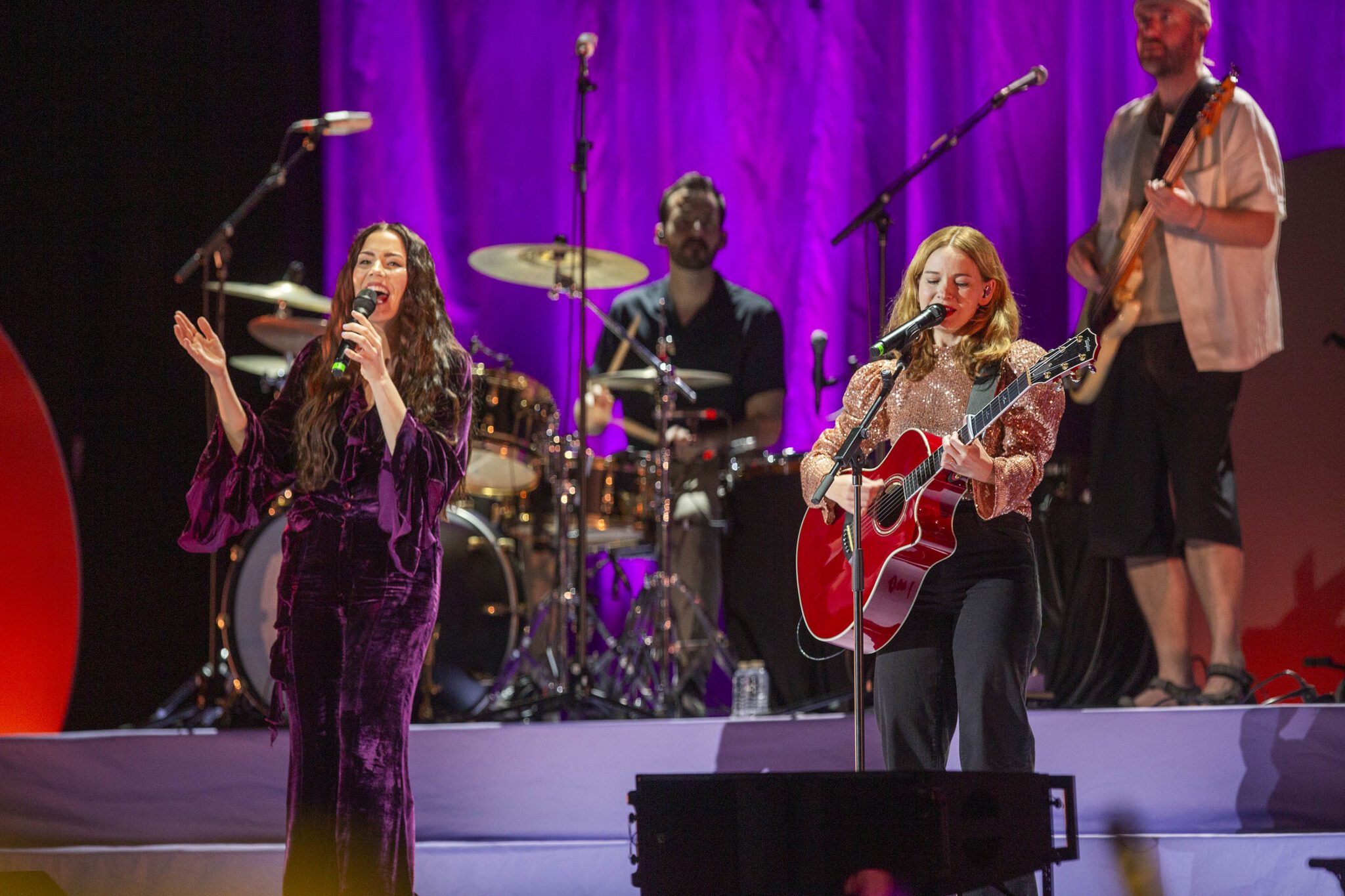 〈Pretty Boy〉〈Mirror Mirror〉M2M 11/24 來台開唱