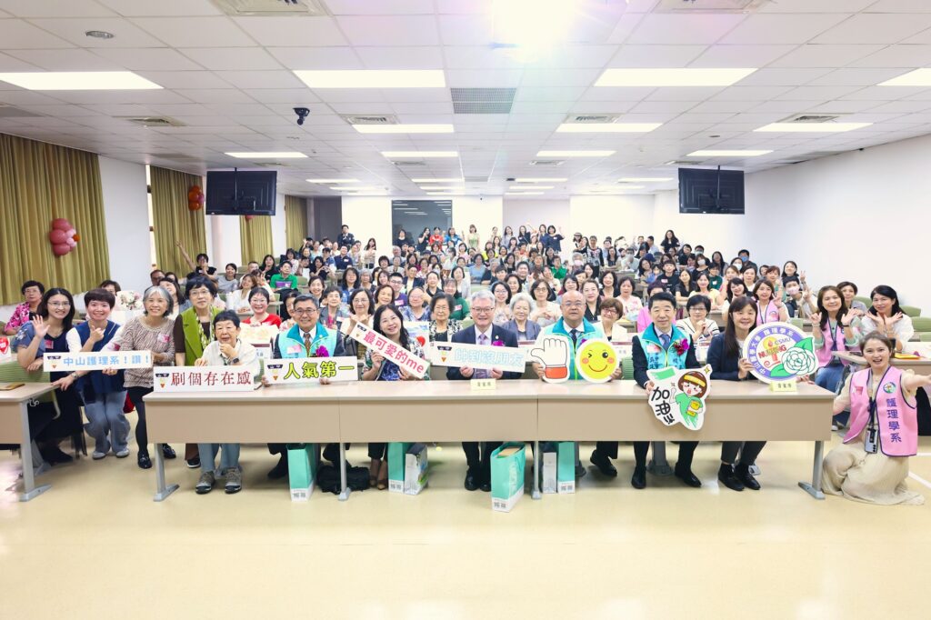 中山醫大65週年校慶 吳元煌獲頒名譽博士