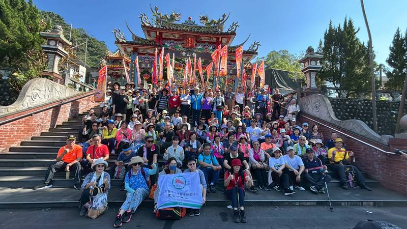 大三鶯走路節走讀在地歷史 強化大學的在地鏈結