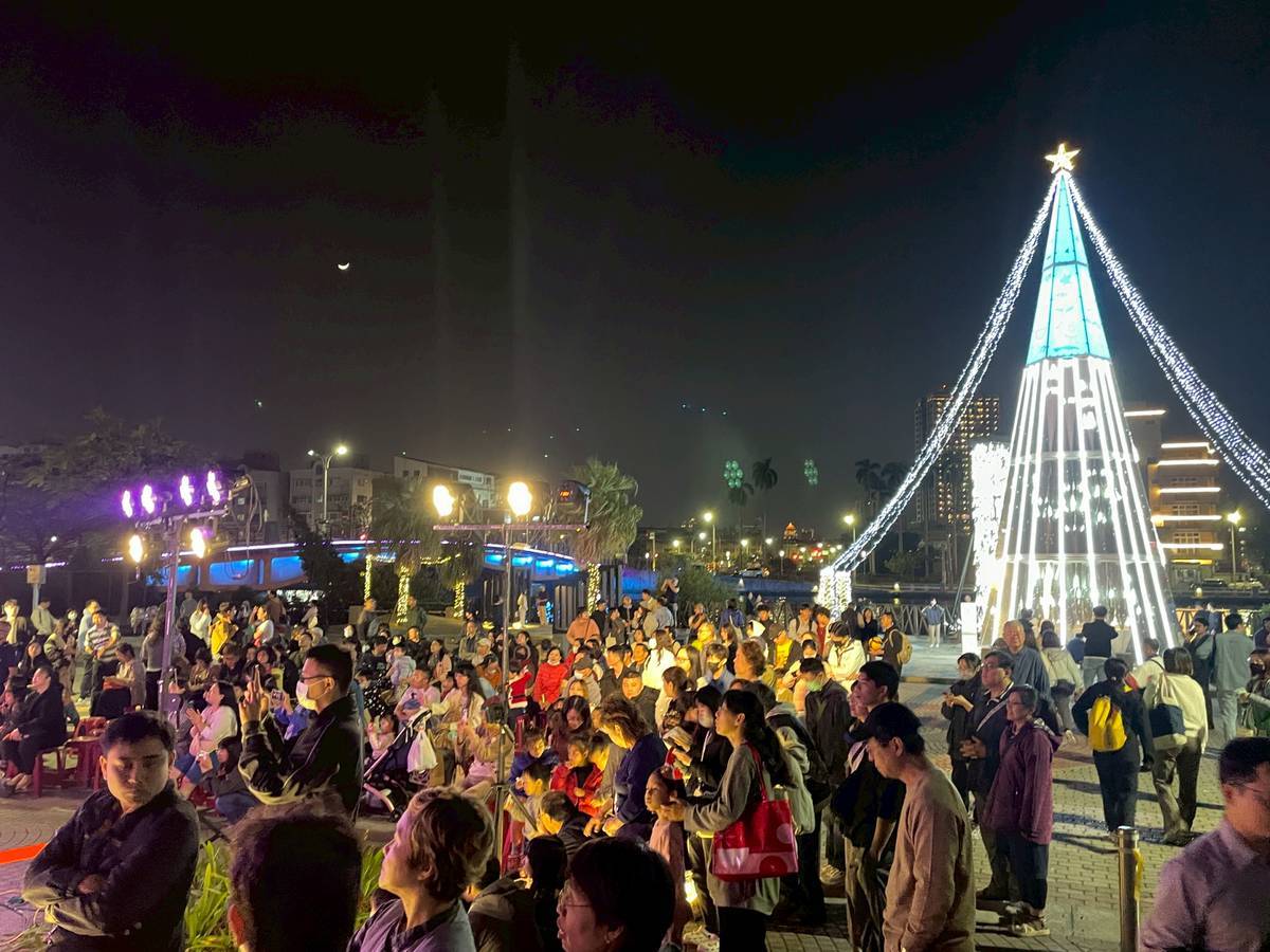2025台南聖誕燈節 溪南溪北接力歡喜聖誕報佳音